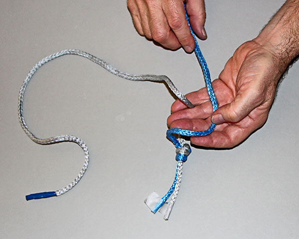 How to Tie A Button Knot