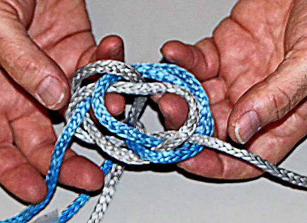 How to Tie A Button Knot