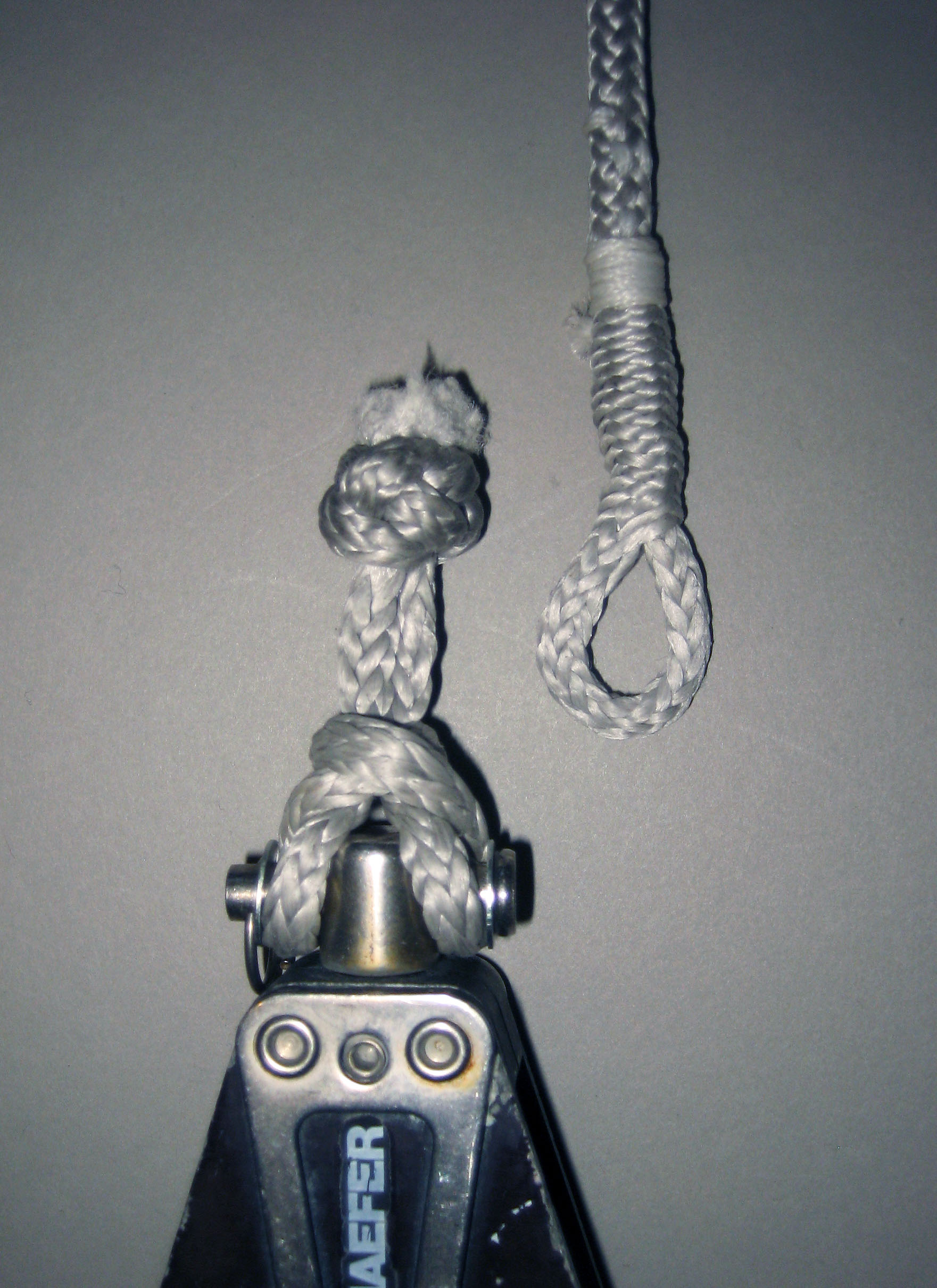 Soft Line Shackle on a Block